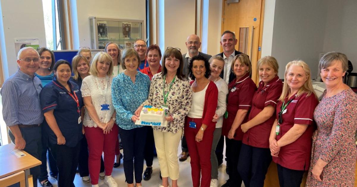Consultant retires after over four decades of exceptional care to ...