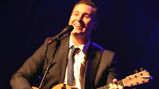 Standing ovation for Omagh tenor Daryl Simpson at new album launch ...