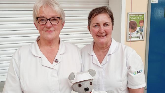 A recipe for kindness - two beloved school cooks hang up their aprons ...